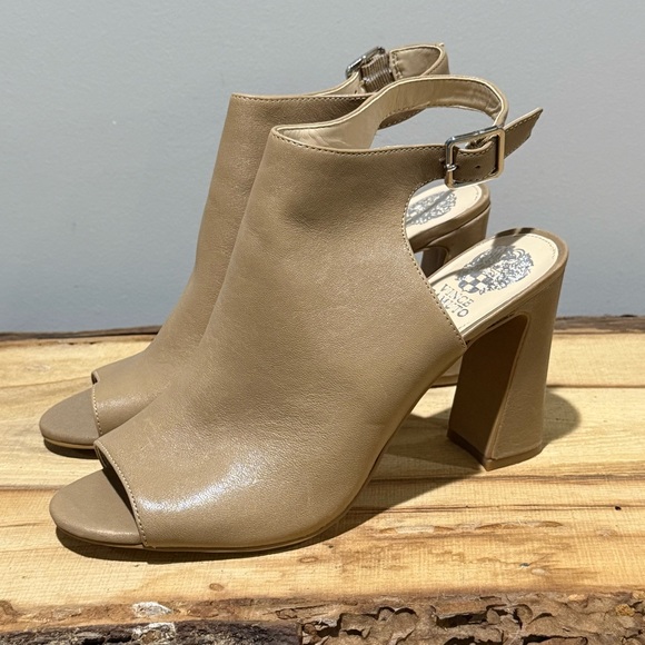 Vince Camuto | Shoes | Vince Camuto Cellia Nubuck Shootie Sandals Size ...